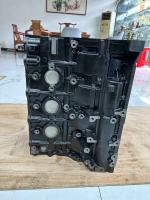 China ME200977 Aluminum Cylinder Block Mitsubishi 4m40 Engine Block for sale