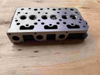 China 16689-03049 The Kubota Engine Cylinder Head Model D722 Is Made Of Cast Iron for sale