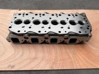 China 11039-7F403 Nissan Engine Head New Nissan Td27 Cylinder Head for sale