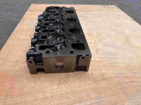 China 111017930 Perkins Cylinder Head Model 404c Material Casting Cylinder Head for sale
