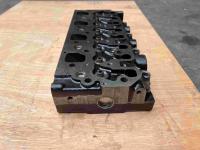 China 111017930 Perkins Cylinder Head Model 404c Material Casting Cylinder Head for sale
