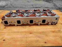 China 32B01-01010 Mitsubishi Engine Cylinder Head Model S4q2 Material Casting for sale