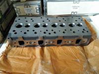 China 6204-13-1200 Komatsu Engine Cylinder Head Model 4d95s Material Casting for sale