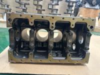 China 729602-01560 Yanmar Engine Cylinder Block Model 4tnv84T With Oil Nozzle Holes for sale