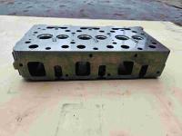 China 15521-03044 Kubota Engine Cylinder Head Type D1302 Material Casting for sale
