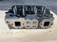 China 4915442   Cummins Engine Cylinder Head Product Model N14 Material Cast Iron for sale