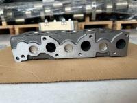 China 19267-03040 15532-03040 Kubota Engine Cylinder Head Engine Model D850 for sale