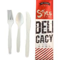 China Sustainable Flatware Set Disposable PP Cutlery in Kraft Paper Box for Eco-Friendly Needs for sale