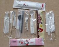 China Disposable Cutlery Pack with Polylactic Acid Fork Spoon and Customized Napkin for sale