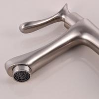 China Zinc Single Cold Water Basin Tap Chrome 300000 Cycles Brass Cartridge for sale