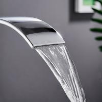 China SUS304 Waterfall Bathroom Sink Faucet Single Hole 1.2GPM Chrome Gold Rose Gold for sale
