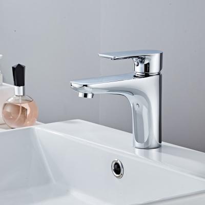 China Brass Single Hole Single Handle Basin Mixer Tap in Chrome for sale