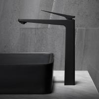 China Brass Single Hole Single Handle Basin Mixer Tap In Matte Black for sale