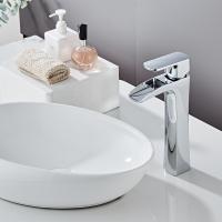 China ODM Waterfall Basin Tap SUS304 Single Hole Bathroom Faucet 1.2GPM 60PSI for sale