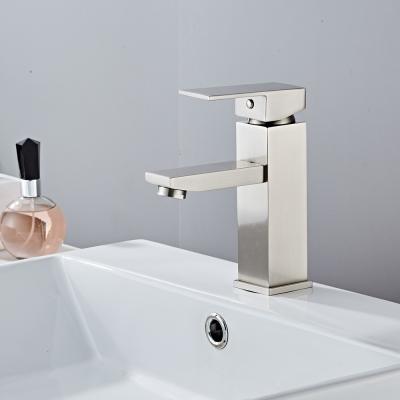 China Brass Single Hole Single Handle Basin Mixer In Chrome for sale