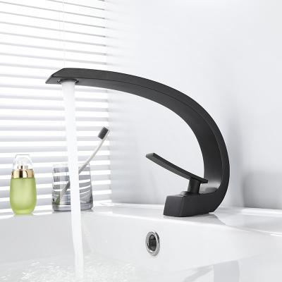 China Brass Modern Single Hole Single Handle Basin Mixer In Chrome Matte Black for sale