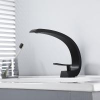 China Brass Modern Single Hole Single Handle Basin Mixer In Chrome Matte Black for sale