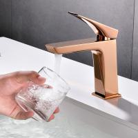 China Brass Single Hole Bathroom Faucet Gold Water Saving 1.2GPM Single Handle Basin Mixer for sale