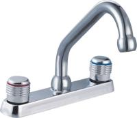 China 360 Degree Swivel Chrome 2 Handle Kitchen Faucet OEM ODM for sale