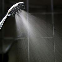 China Round 4.4 Inch Handheld Rainfall Shower Head 5 Spray Modes for sale