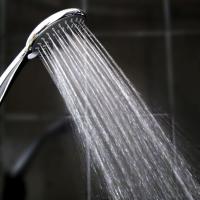 China Round 4.4 Inch Handheld Rainfall Shower Head 5 Spray Modes for sale