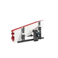 China Durable 300TPH Vibrating Screen With 2 Layers And Large Excitation Force for sale