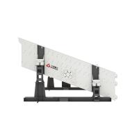China Durable 200TPH Vibrating Screen With 2 Layers And Large Excitation Force for sale