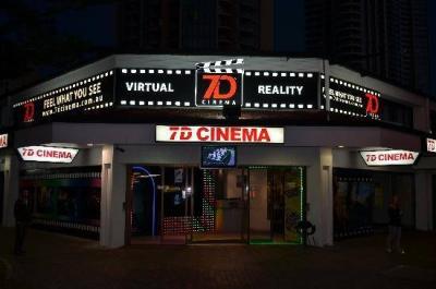 China Multi players Interactive 8D / 6D Simulator Cinema With 6 DOF Electric Platform 7d cinema for sale