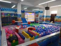 China Theme Park Interactive Floor Projection Game Motion Throwing Ball For Kids / Indoor Soft Playground for sale