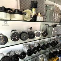 China EC 210 Excavator 24V Air Conditioning Compressor Spare Parts for Building Material Shops for sale