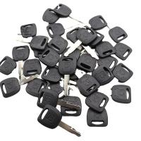 China Qixin Excavator Cab Ignition Start Key for XE200d 215C 260 265 270 305 370 XCMG for sale