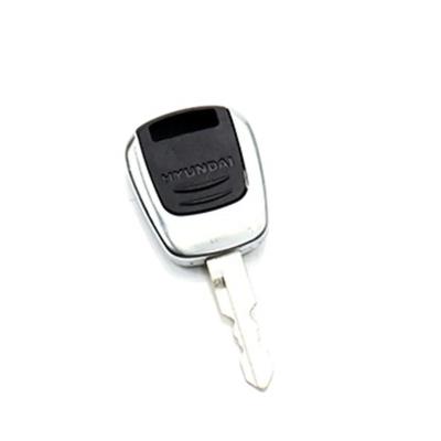 China Excavator Ignition Key Compatible with R55 75vs 110 225 275 350 385 395-9 for Starting and Door Opening for sale