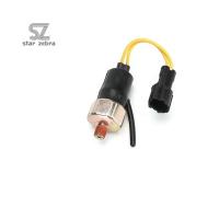 China Hitachi EX120-5 EX200-5 ZAX200-6 Excavator Engine Oil Pressure Switch Sensor 1824101701 0.1kg for sale