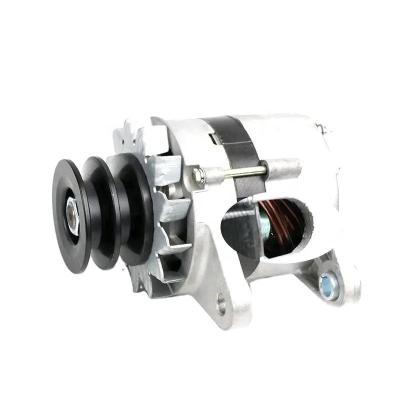China EX200-3 Excavator Alternator 6BD1 Engine Generator 0-33000-5770 24V Durable Replacement for sale
