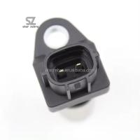 China 029600-0570 Crankshaft Position Sensor for Isuzu Hino Howo Engine 12V Professional Grade for sale