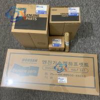 China STAR ZEBRA Doosan Excavator Engine Cylinder Liner Piston Gasket Repair Kit for DH150-7 DH300-7 for sale