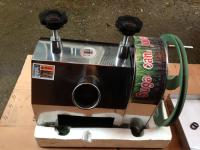 China Hand Operate Sugar Cane Juicer for Food Beverage Processing Efficiency in 2021 for sale