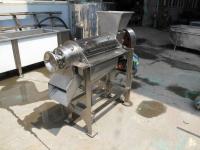 China Easy to Operate Industrial Lemon Squeezer with Crushing Function and 370 KG Capacity for sale