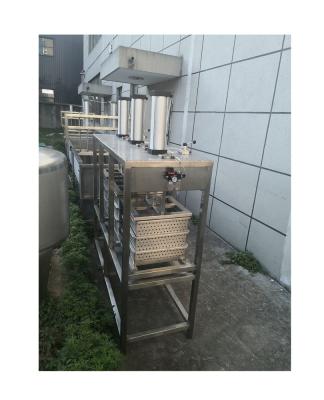 China Customized Cheese Press for Long Service Life in Dairy Manufacturing Process for sale