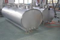 China 3000L Food Sanitary Stainless Steel Milk Transport Tank for Dairy Conveying Equipment for sale