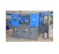 China 2000 Cavity 2 Cavity PET Bottle Blowing Machine for Smooth and Accurate Bottle Making for sale
