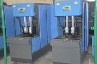 China Semi-auto PET Juice/Water Bottle Blowing Machine Blow Molding Machine at 3910X2060X3190mm for sale