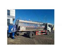 China 5000L Refrigerated Milk Tanker Truck for Processing and Storage Efficiency for sale