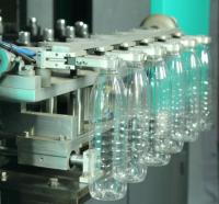 China 25kW Automatic PET Juice Bottle Blowing Moulding Machine for Juice Processing Machine for sale