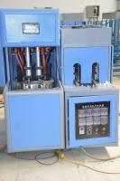China 2000ml Semi Automatic Plastic Bottle Blow Molding Machine for Manufacturing Plant for sale
