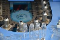 China 2000ml Semi Automatic Plastic Bottle Blow Molding Machine for Manufacturing Plant for sale