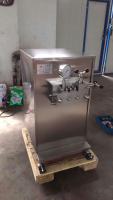 China 220V/380V/440V/480V 100L 70mpa High Pressure Homogenizer for Beverage Processing for sale