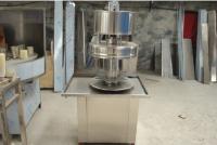 China User-friendly Semi-automatic Bottle Water Filler for Milk Filling and Easy Operation for sale