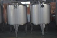 China 110V/220V/380V/440V/480V 3000 Liter Stainless Steel Juice/Water/Milk Storage Tank for sale