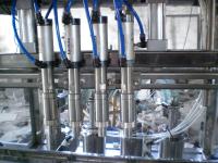 China 2000BPH Linear Bottle Tomato Ketchup Filling and Capping Machine with Full Automation for sale